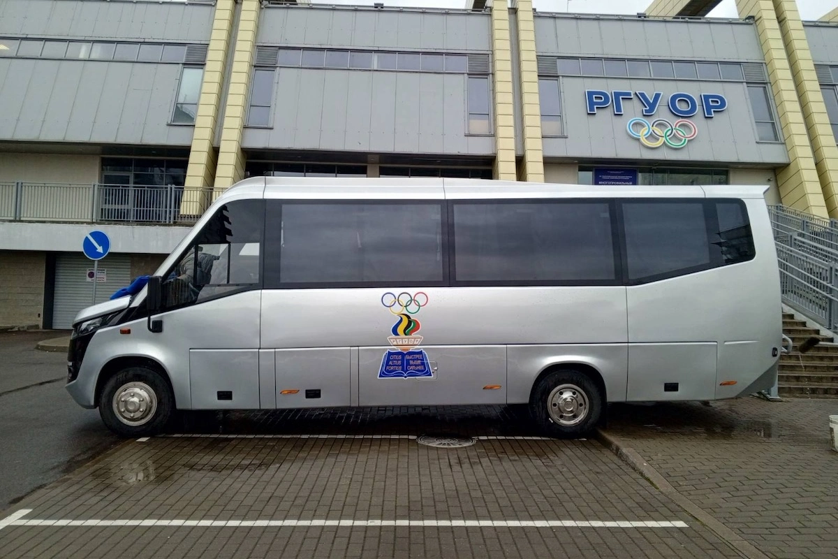 Новый туристический автобус AVIOR Tourist для РГУОР!